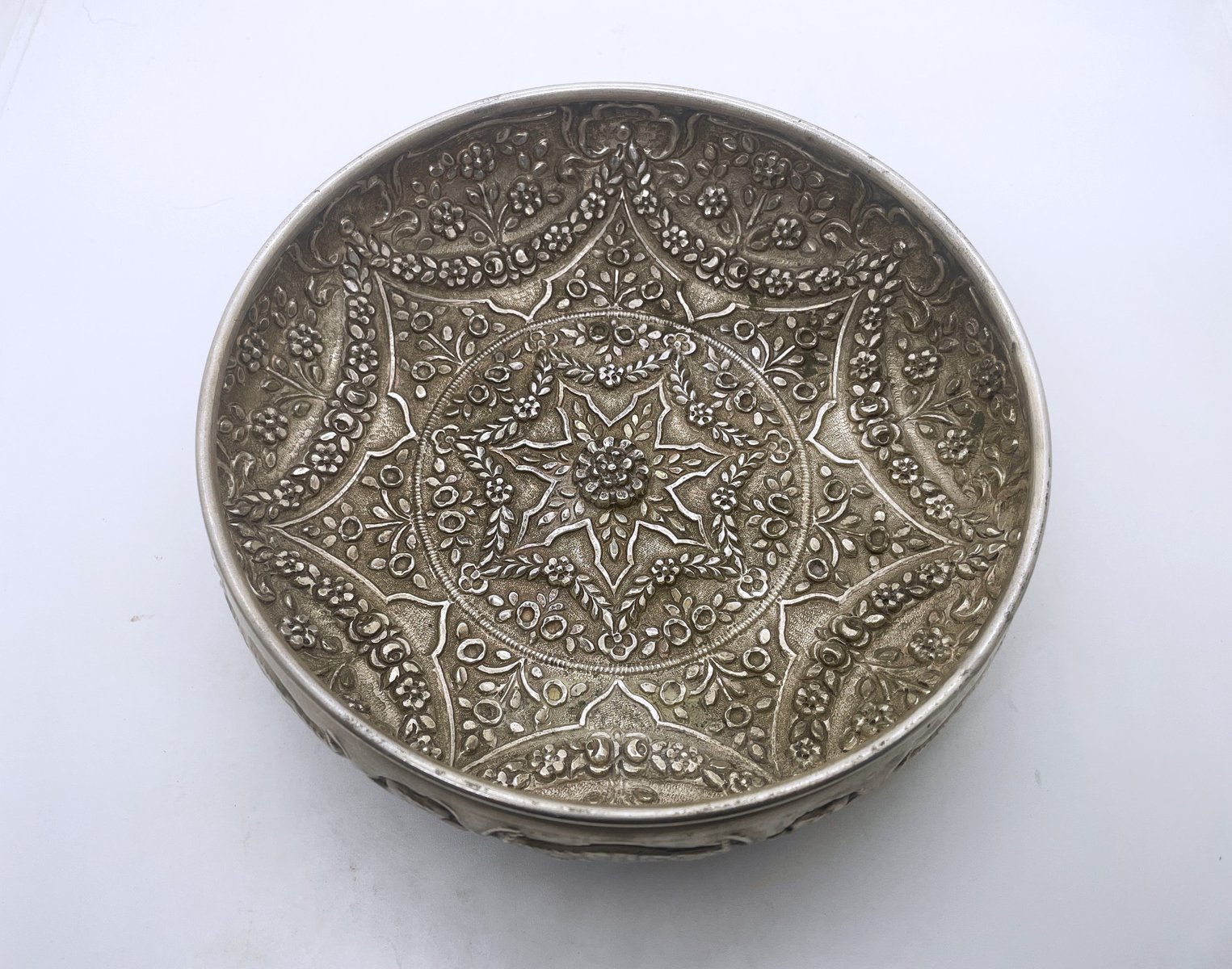 Antique Turkish Hammam Tas Bowl in 900 Silver, 1920s for sale at Pamono