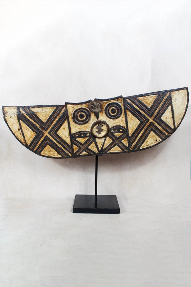 Butterfly Bwa Mask on Stand for sale at Pamono