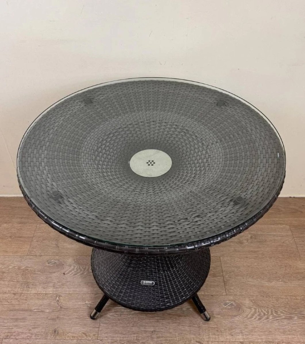Round Nilo Table from EMU for sale at Pamono
