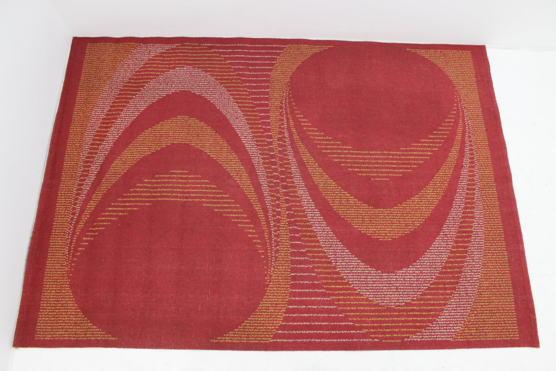 Mid-Century Geometric Carpet, 1950s for sale at Pamono
