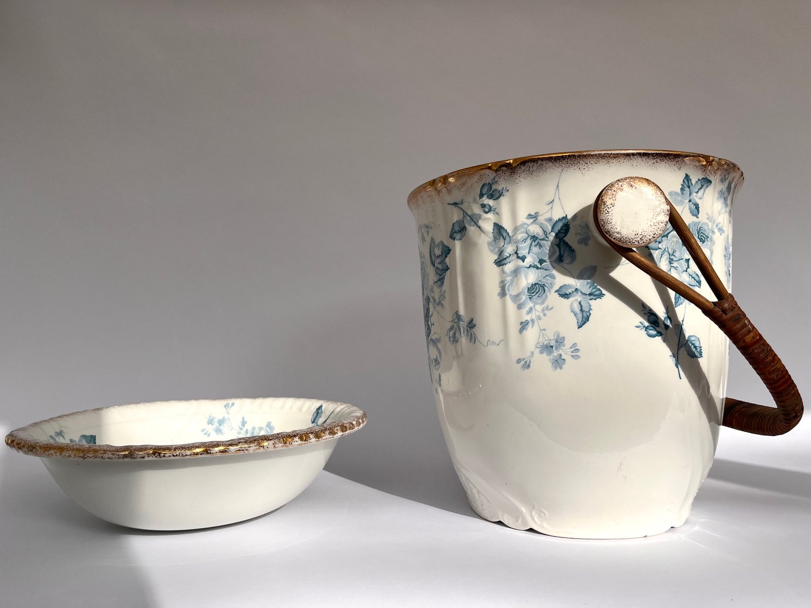 Vaso edoardiano antico in ceramica di John Maddock & Sons, fine XIX ...