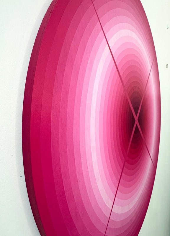 Andy Harwood, Light Interaction (Rose Madder), 2026, Acrilico su tela ...