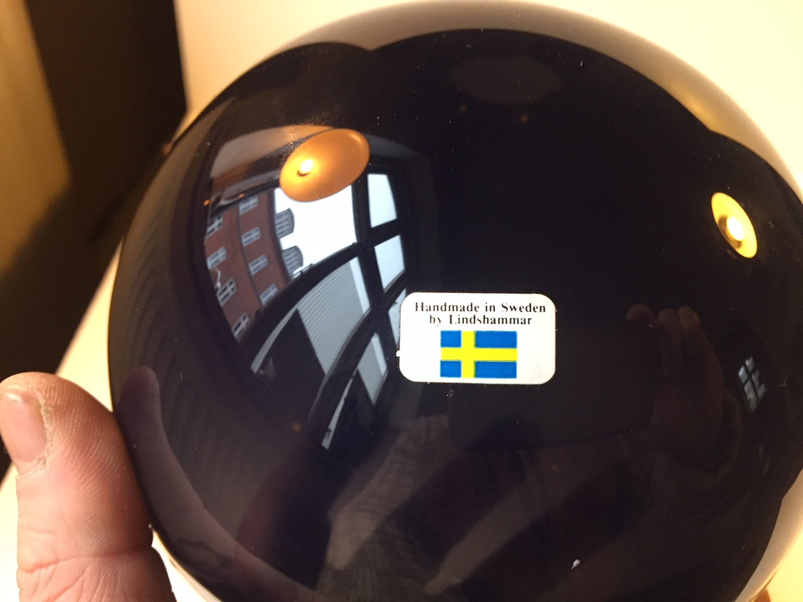 Vaso sferico in vetro di Birgitta Watz per Lindshammar, 1995 in vendita ...