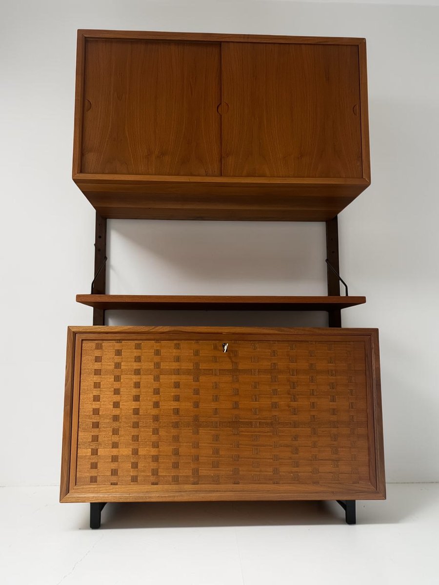 Royal System Wall Unit in Teak by Poul Cadovius for Cado, Denmark ...