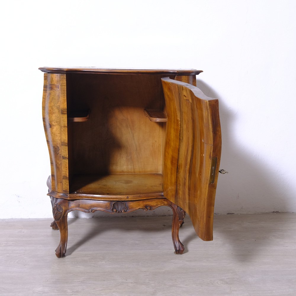 Petite Armoire de Bar ou Table de Chevet Style Baroque Mid-Century ...