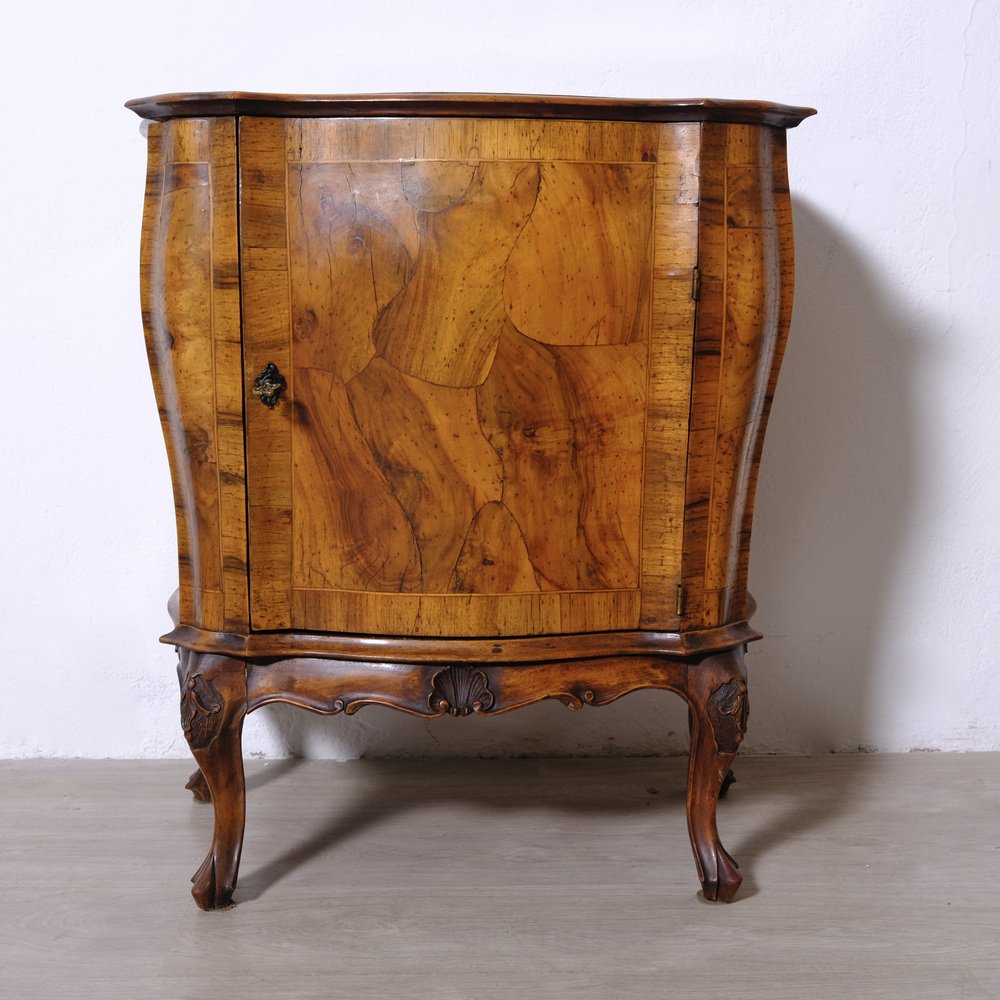 Petite Armoire de Bar ou Table de Chevet Style Baroque Mid-Century ...