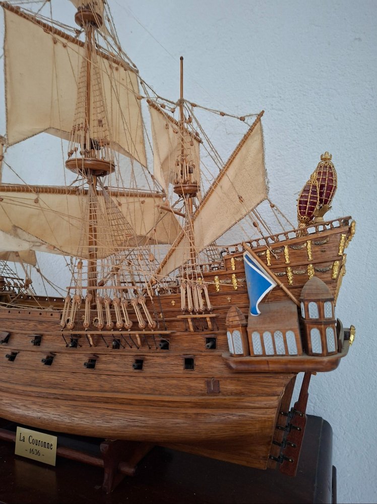 Large Model of the Ship La Couronne French Vessel, 1636 for sale at Pamono