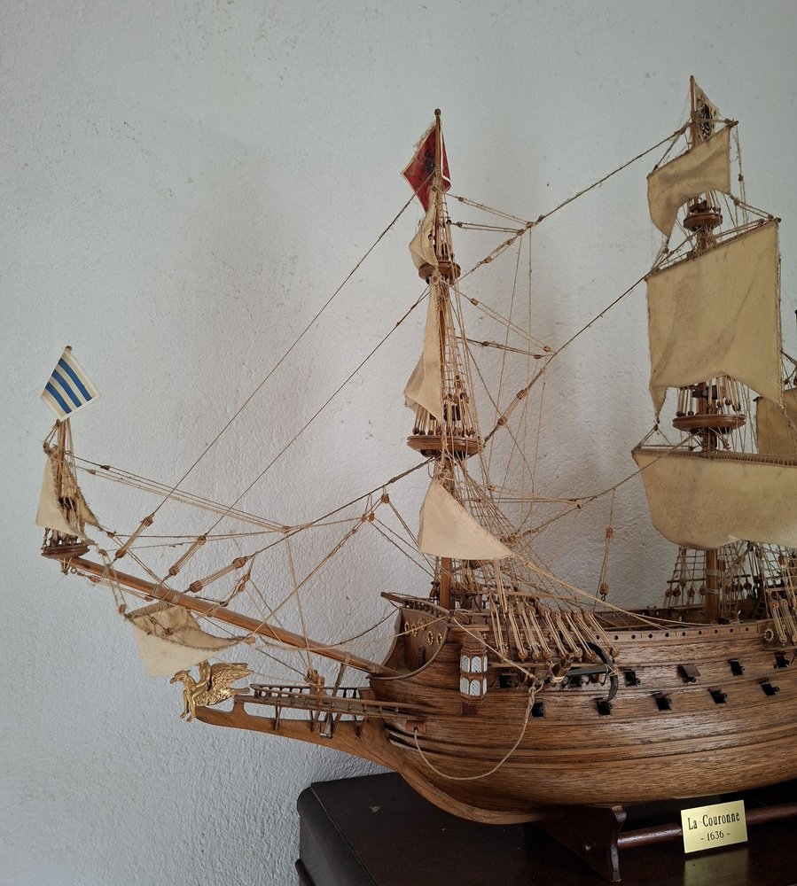 Large Model of the Ship La Couronne French Vessel, 1636 for sale at Pamono