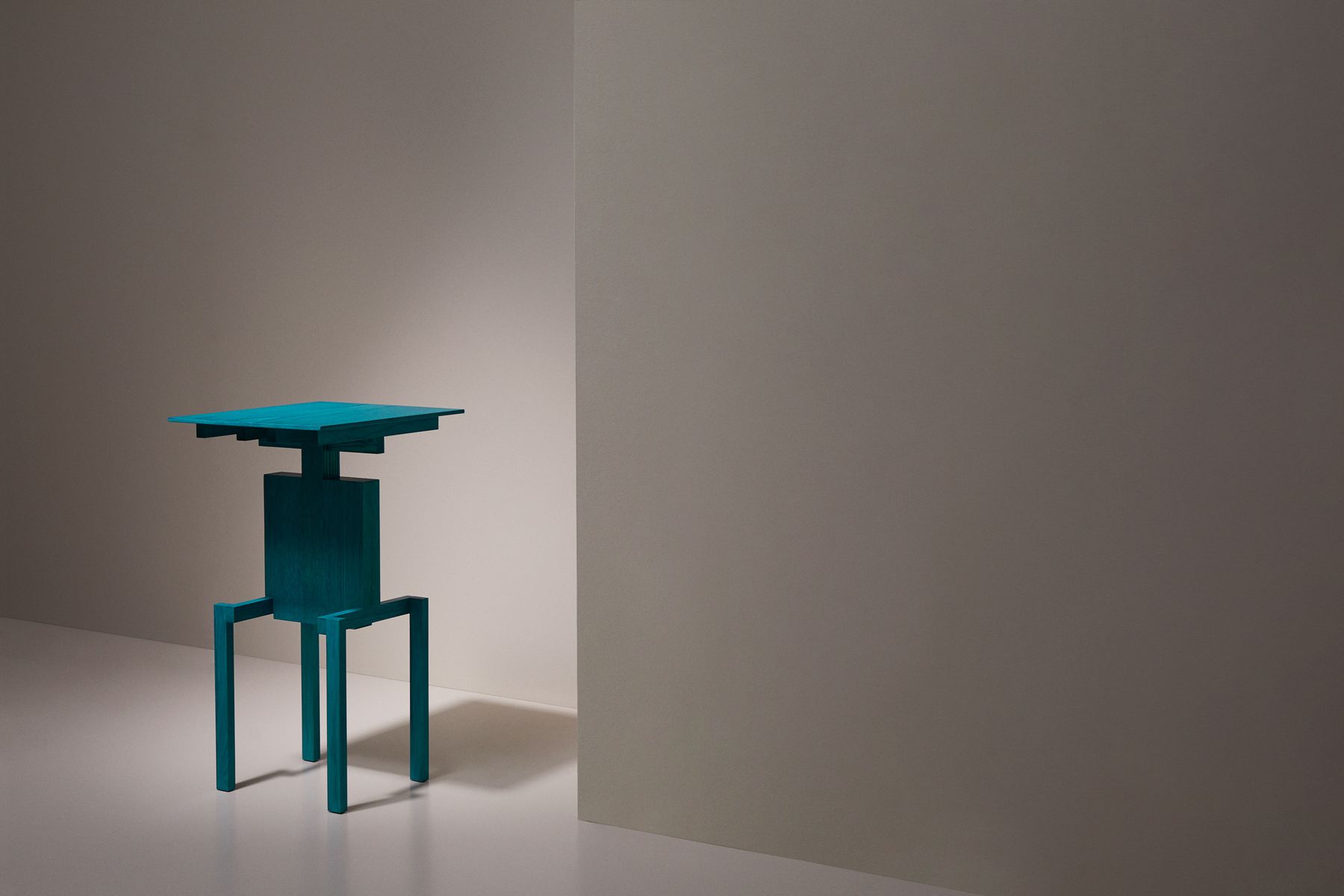 Table d'Appoint Covered Identity en Frêne Turquoise par Studio Pascal Howe en vente sur Pamono