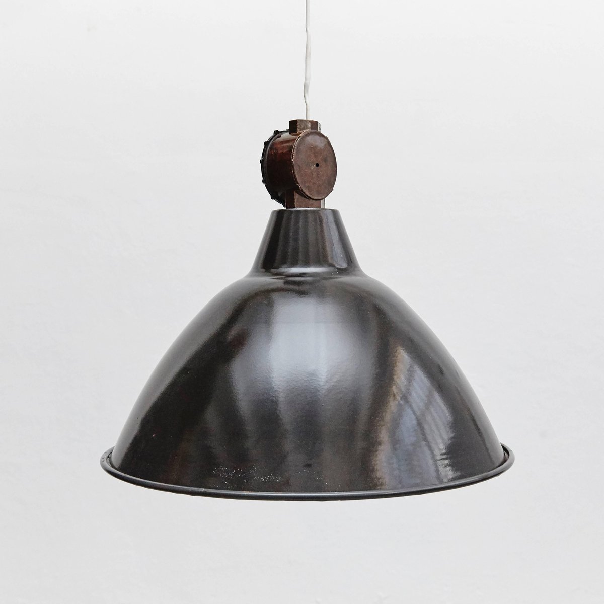 French Industrial Lamp, 1950s for sale at Pamono