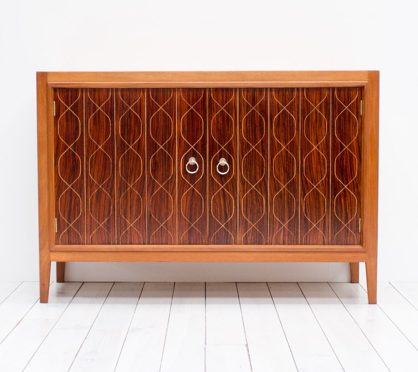 Double Helix Sideboard von David Booth & Judith Ledeboer für Gordon ...