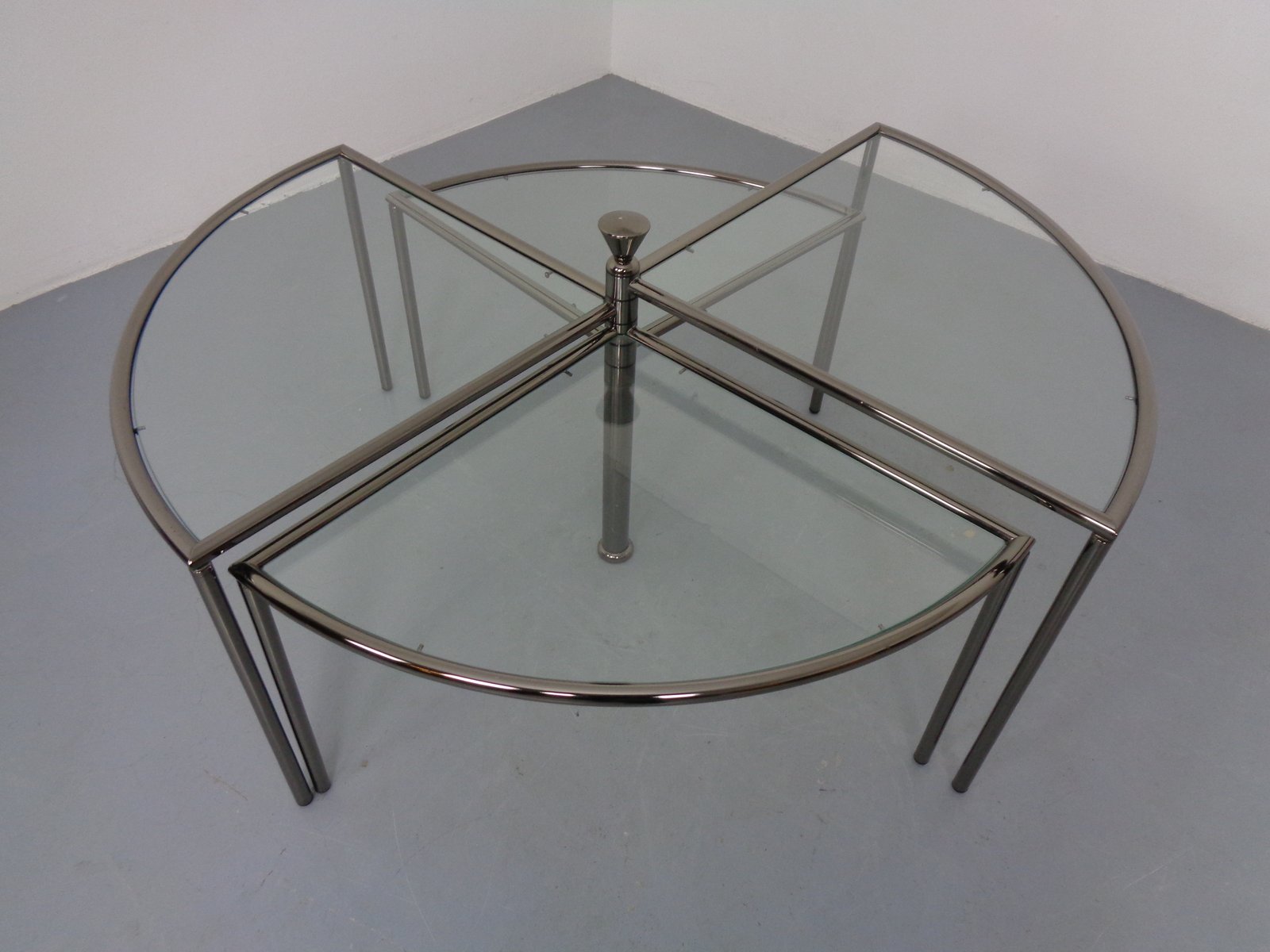 Italian Adjustable Glass Coffee Table, 1970s for sale at Pamono