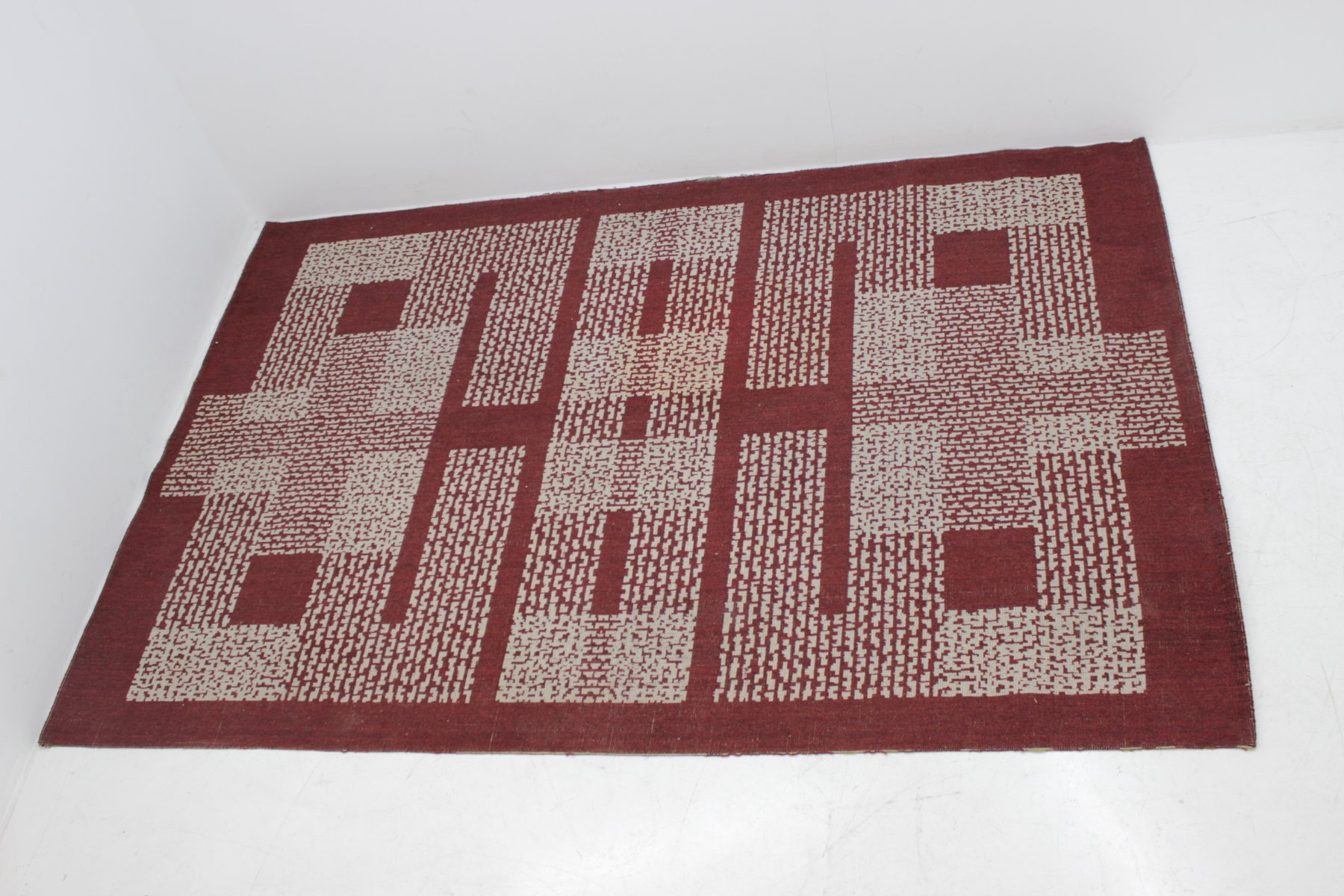 Geometrischer Mid-Century Teppich bei Pamono kaufen