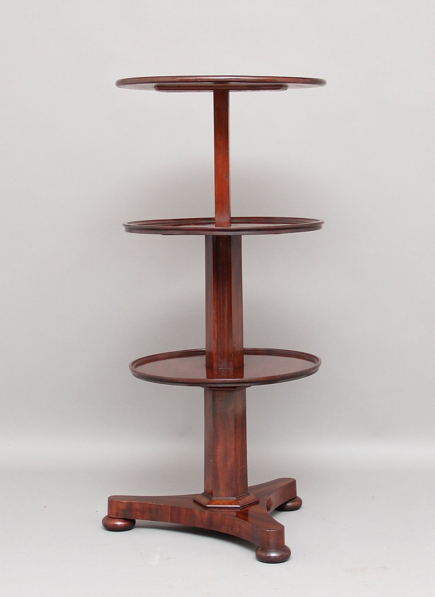 Antique Round Side Table for sale at Pamono