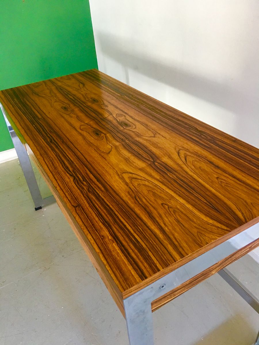 Schreibtisch aus Palisander von David Folket für Merrow Associates ...