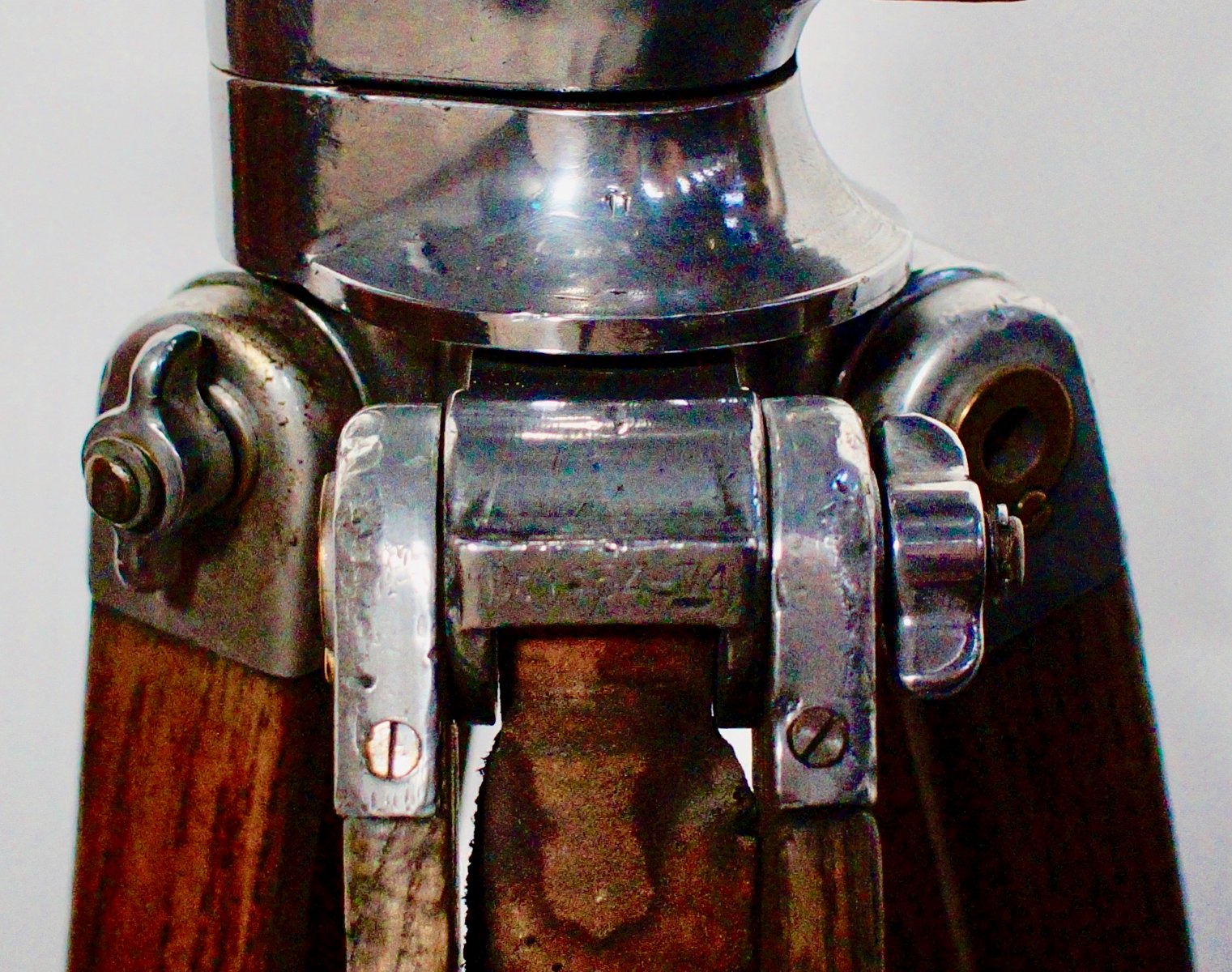 WWII Tripod Periscope for sale at Pamono