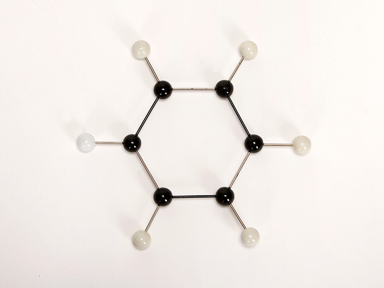 Vintage Molecular Structures, 1950s, Set of 7 for sale at Pamono
