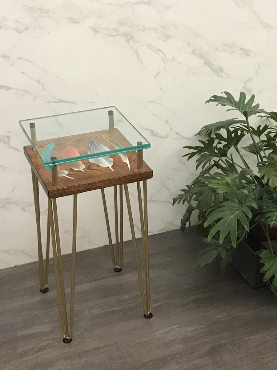 Tall Slim Bird Feather Side Table from Cappa E Spada for sale at Pamono