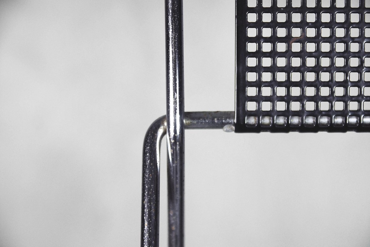 Minimalist Metal X-Line Chairs by Niels Jørgen Haugesen for Hybodan ...