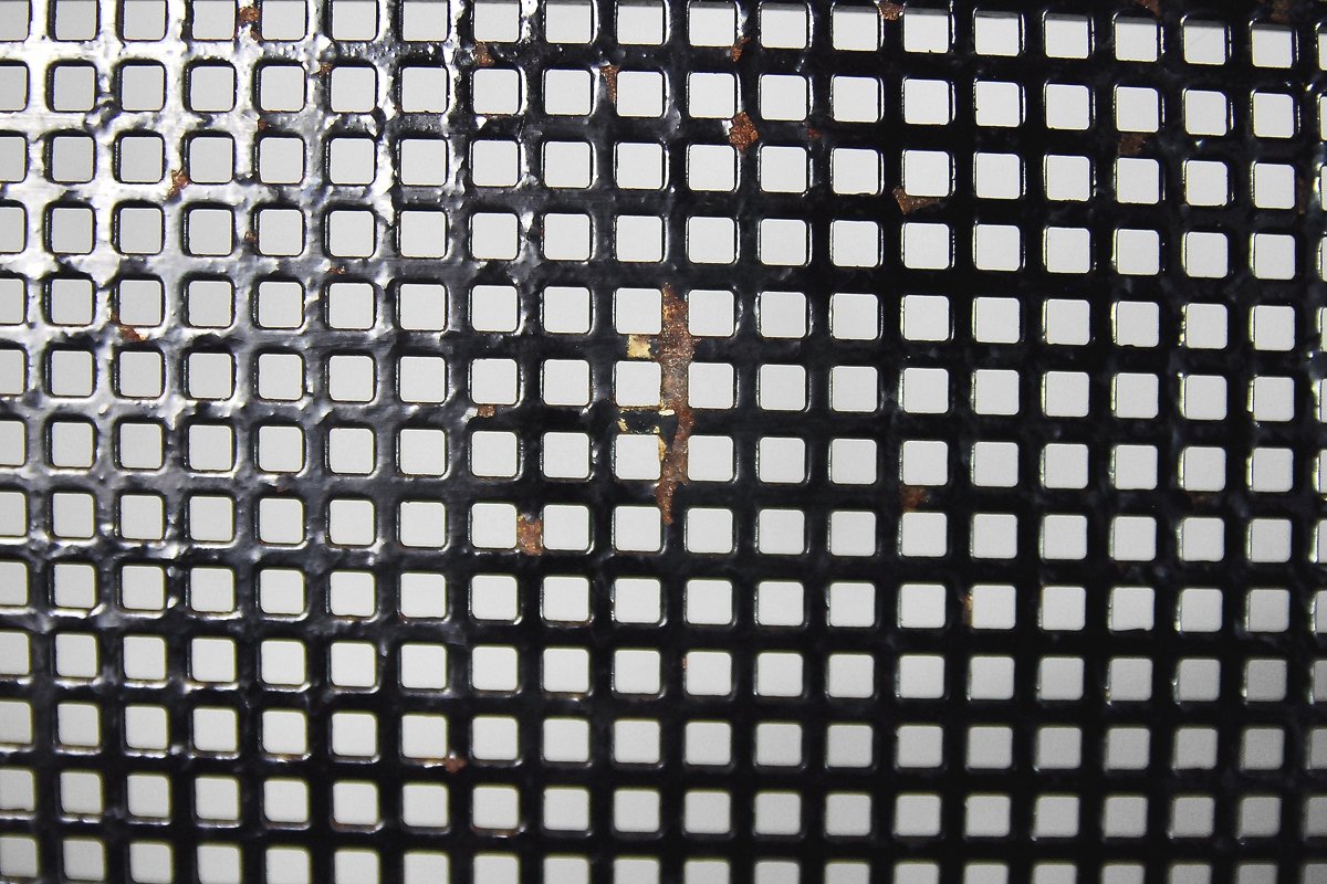 Minimalist Metal X-Line Chairs by Niels Jørgen Haugesen for Hybodan ...