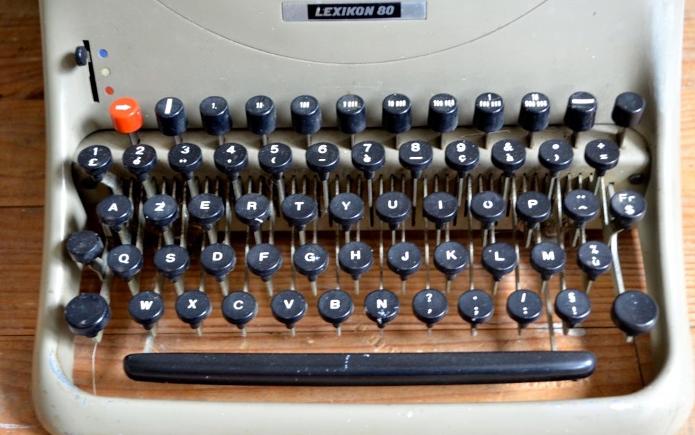 Lexikon 80 Schreibmaschine von Marcello Nizzoli für Olivetti, 1950er ...