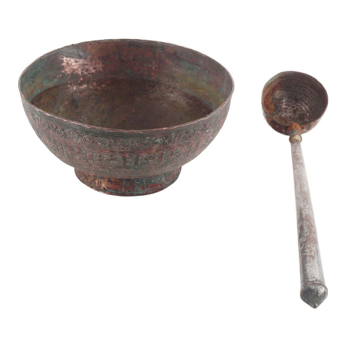 17th Century Heavy Copper Bowl with Tin Covered Ladle for sale at Pamono