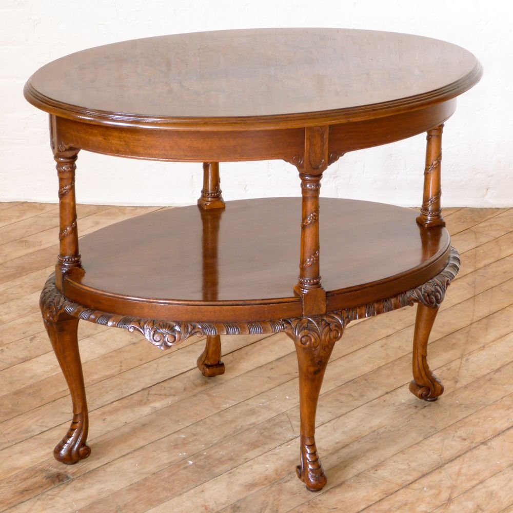 Walnut Side Table, 1920s for sale at Pamono