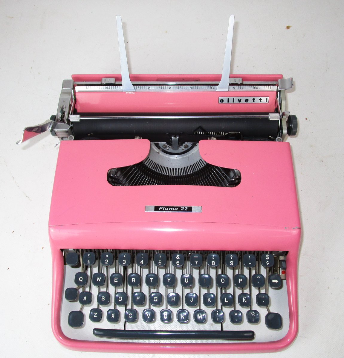 Princess Pink Pen 22 Typewriter from Olivetti, 1960s for sale at Pamono