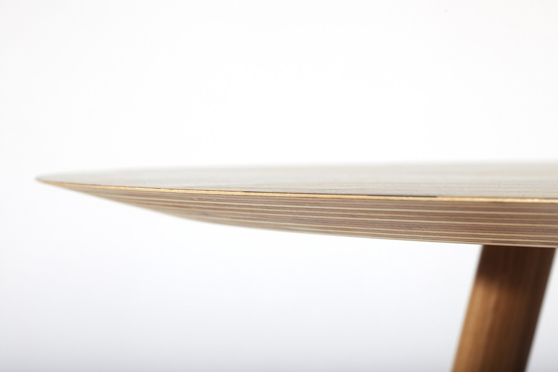 Hologram Dining Table from Futuro Studio for sale at Pamono