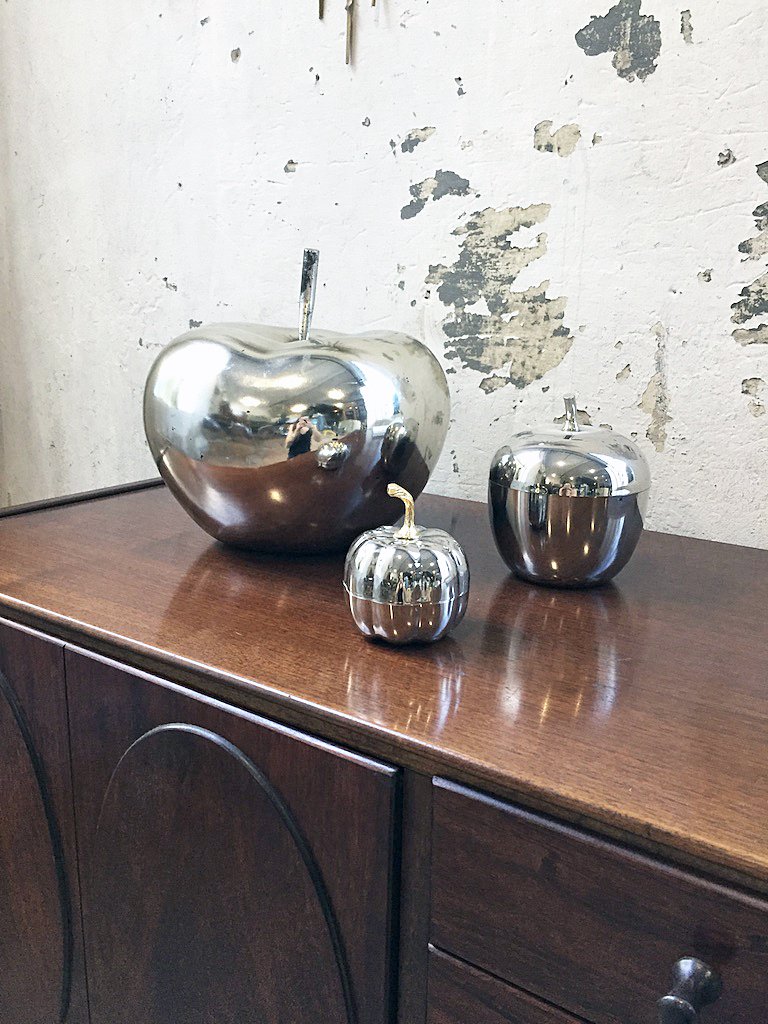 Large Vintage Decorative Chrome Apple for sale at Pamono