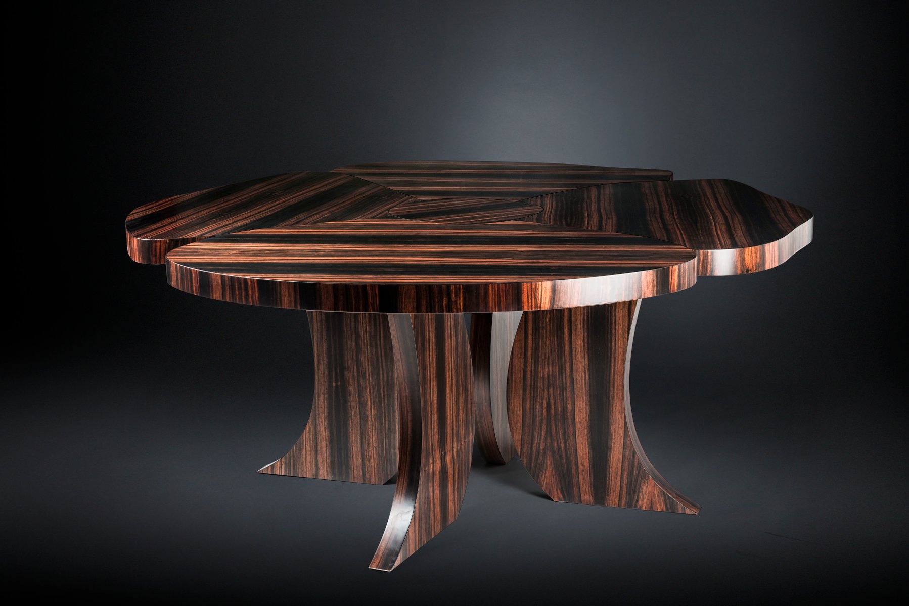 Matt Andy Tisch aus Ebenholz von Patrizia Guiotto für VGnewtrend bei ...