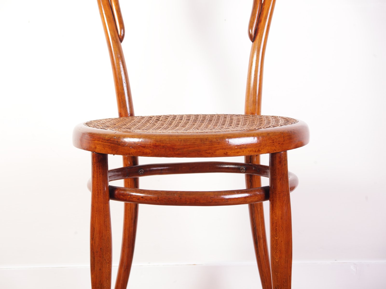 Antique Model No. 14 Chair from Thonet, 1860s for sale at Pamono