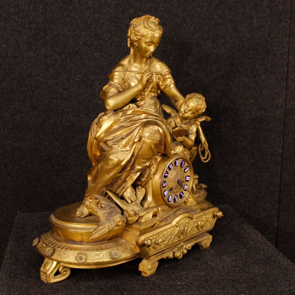 French Golden Decorative Clock, 1930s for sale at Pamono