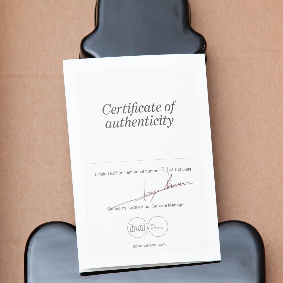 Model 73/100 Shiva Black Vase by Ettore Sottsass for BD Barcelona for ...