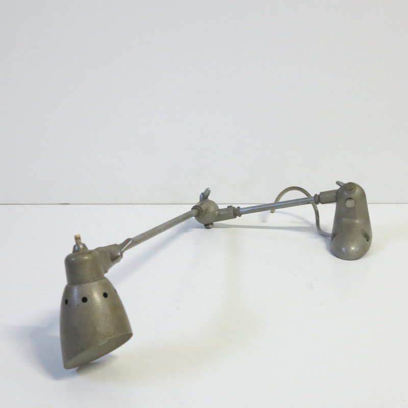 Industrielle deutsche Tischlampe aus Metall von Pfaff, 1950er bei ...