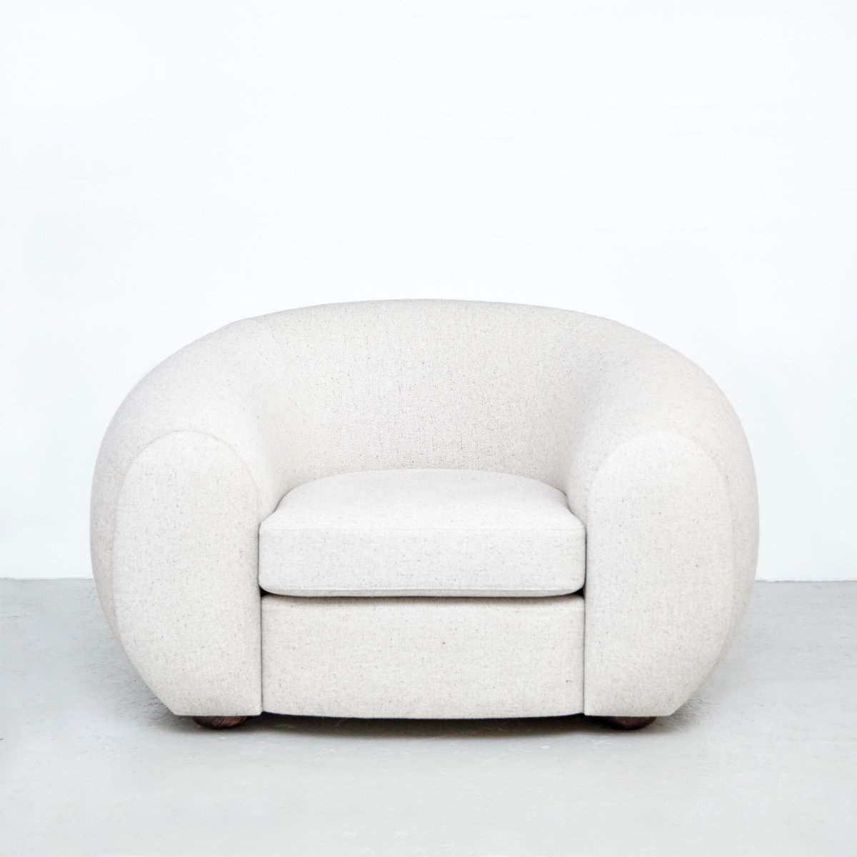 White Modern Club Chair for sale at Pamono