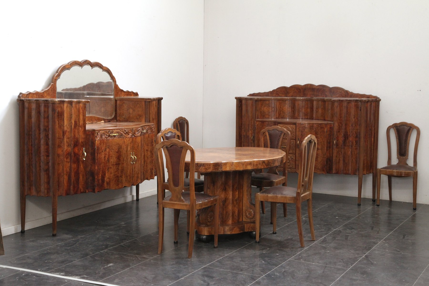 Credenza Art Deco in noce di Meroni e Fossati, anni '30 in vendita su ...