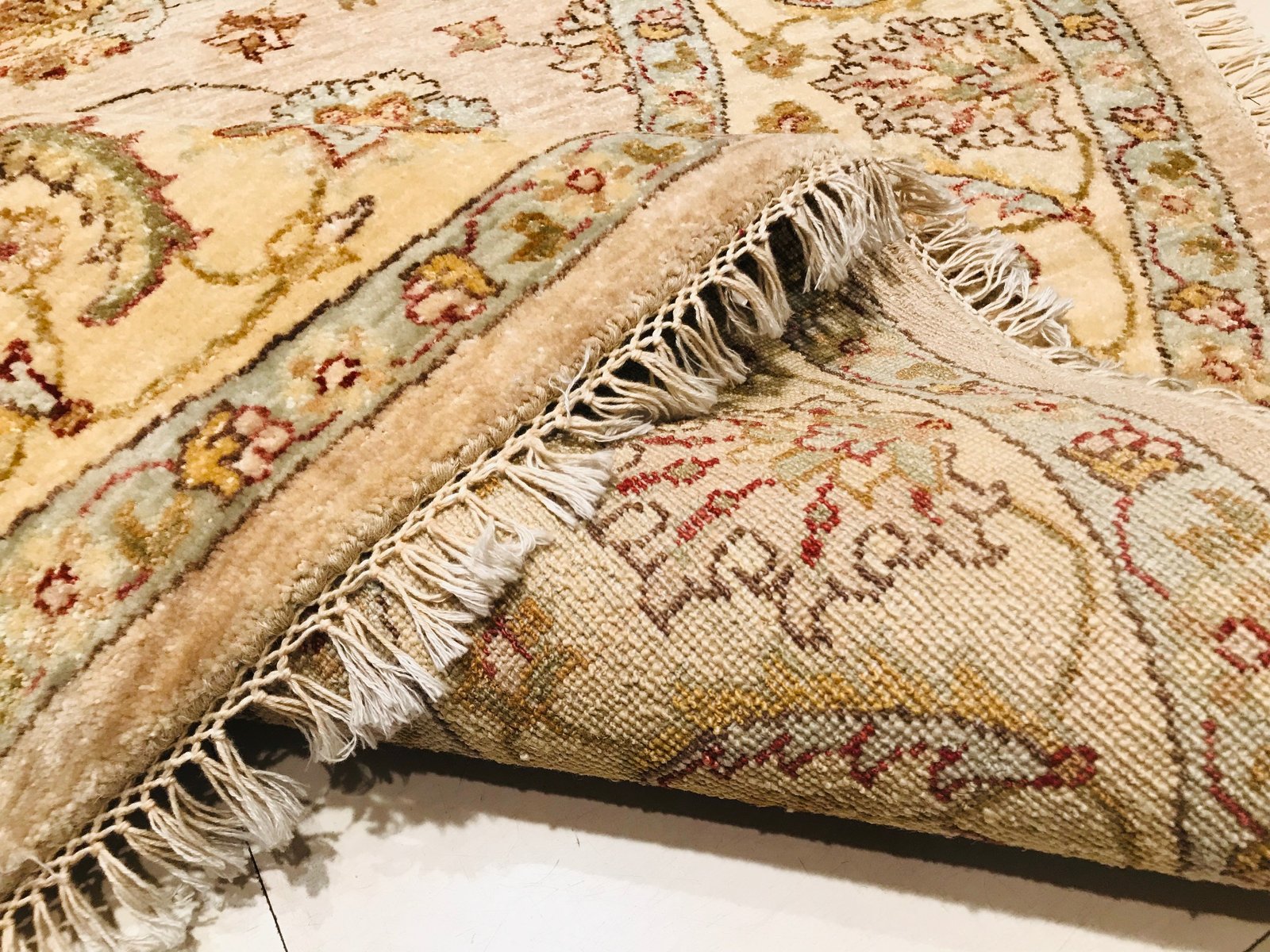 Round Vintage Hand-Made Indian Rug, 1963 for sale at Pamono