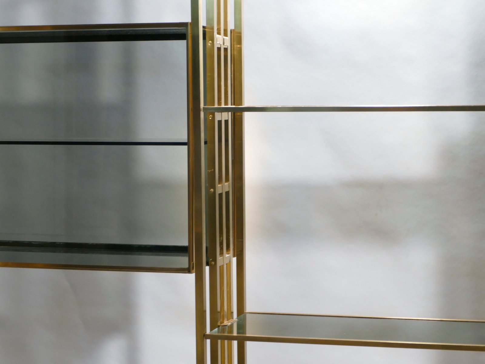 Console Murale en Laiton et Verre Fumé par Kim Moltzer, France, 1970s ...