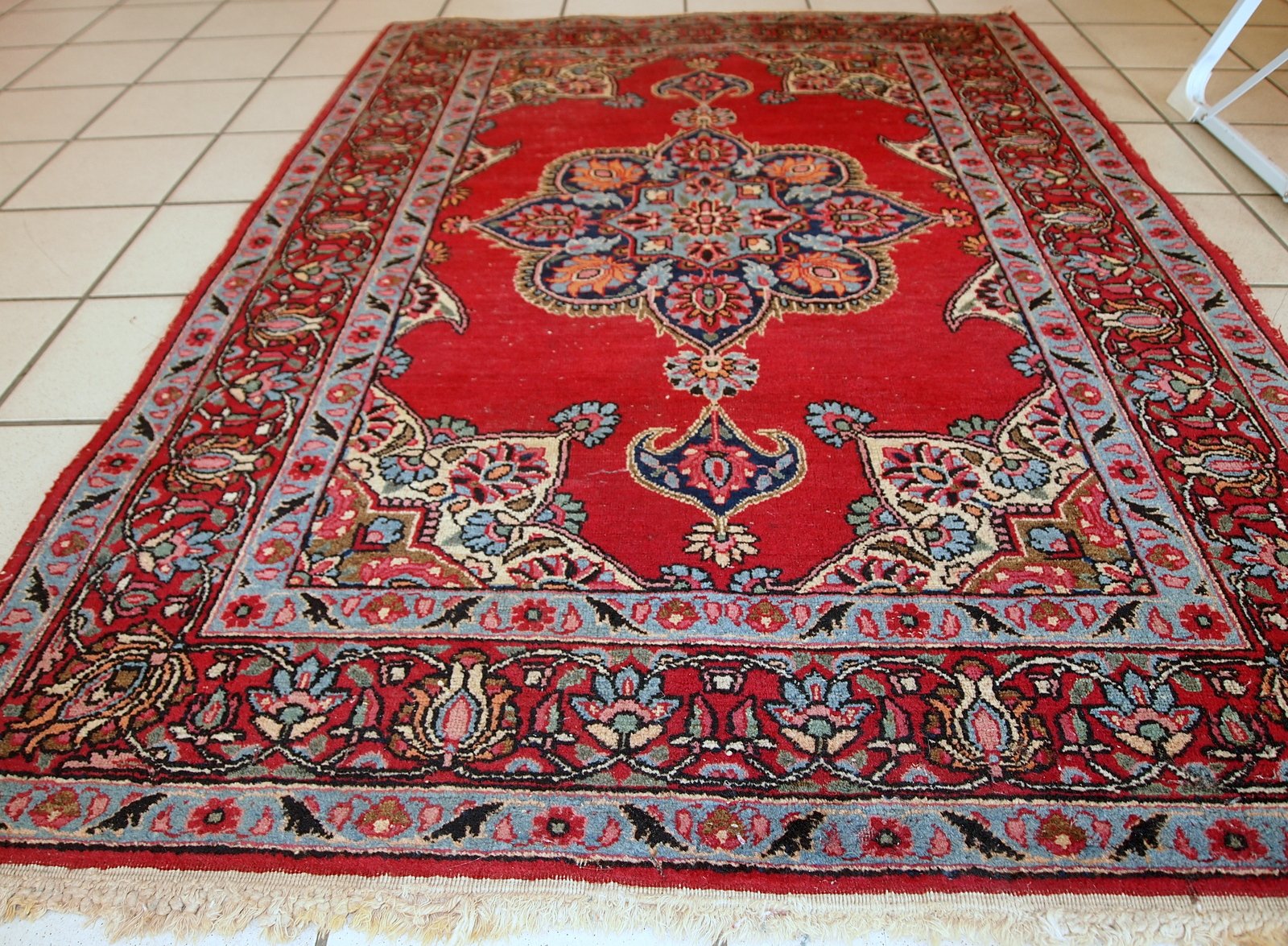 Vintage Middle Eastern Rug for sale at Pamono