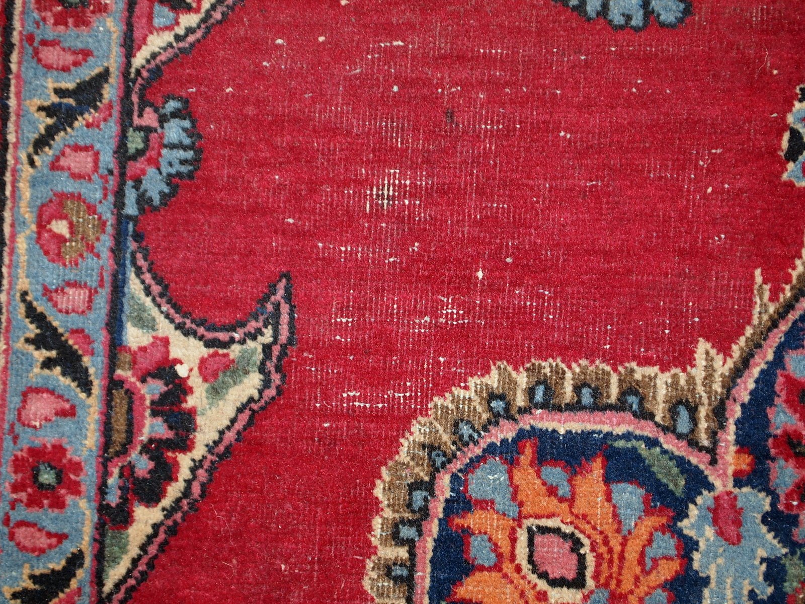 Vintage Middle Eastern Rug for sale at Pamono