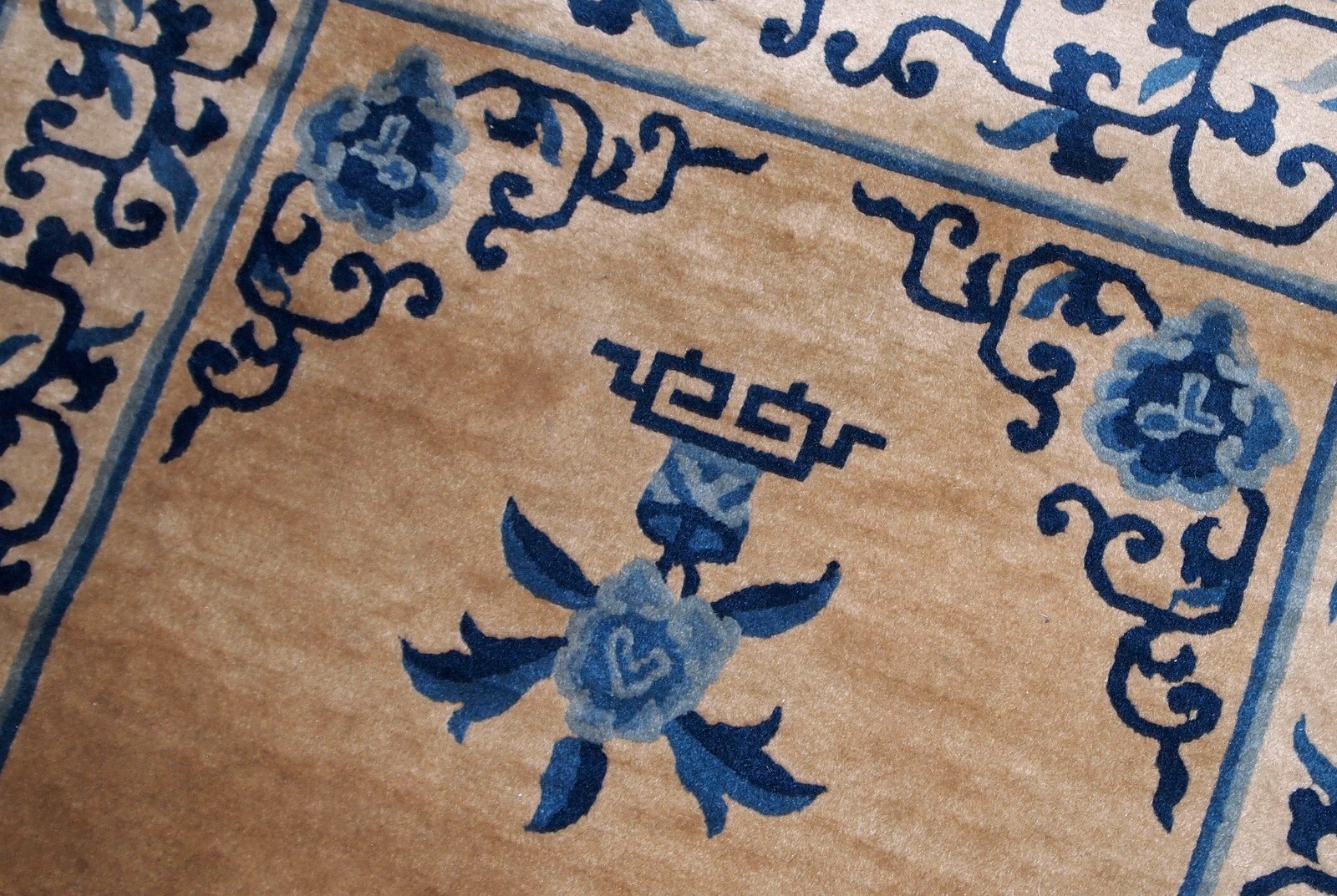 Chinese Peking Rug, 1940s for sale at Pamono