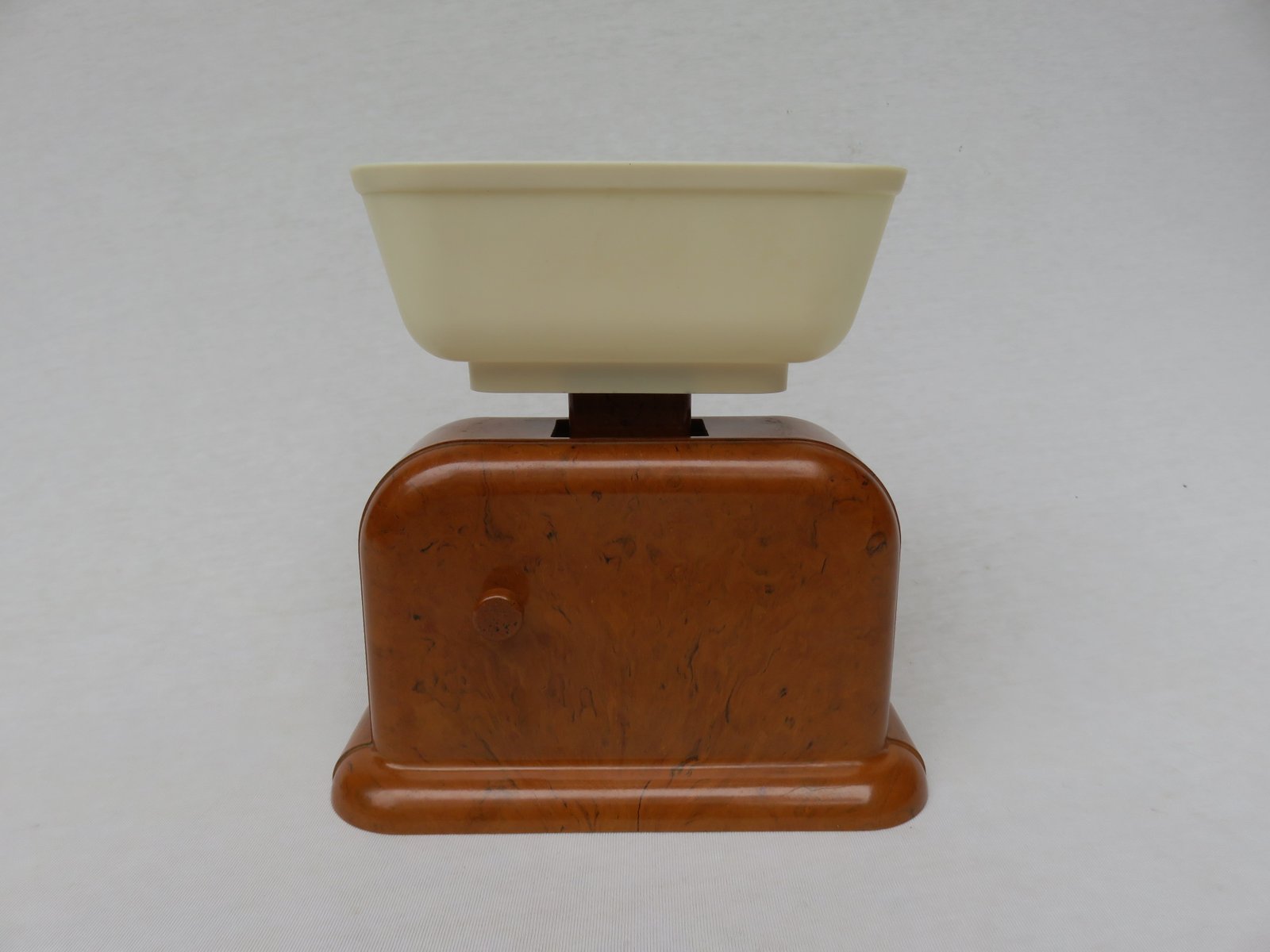 Vintage Bakelite and Celluloid Kitchen Scales from Dr. Oetker, 1930s ...