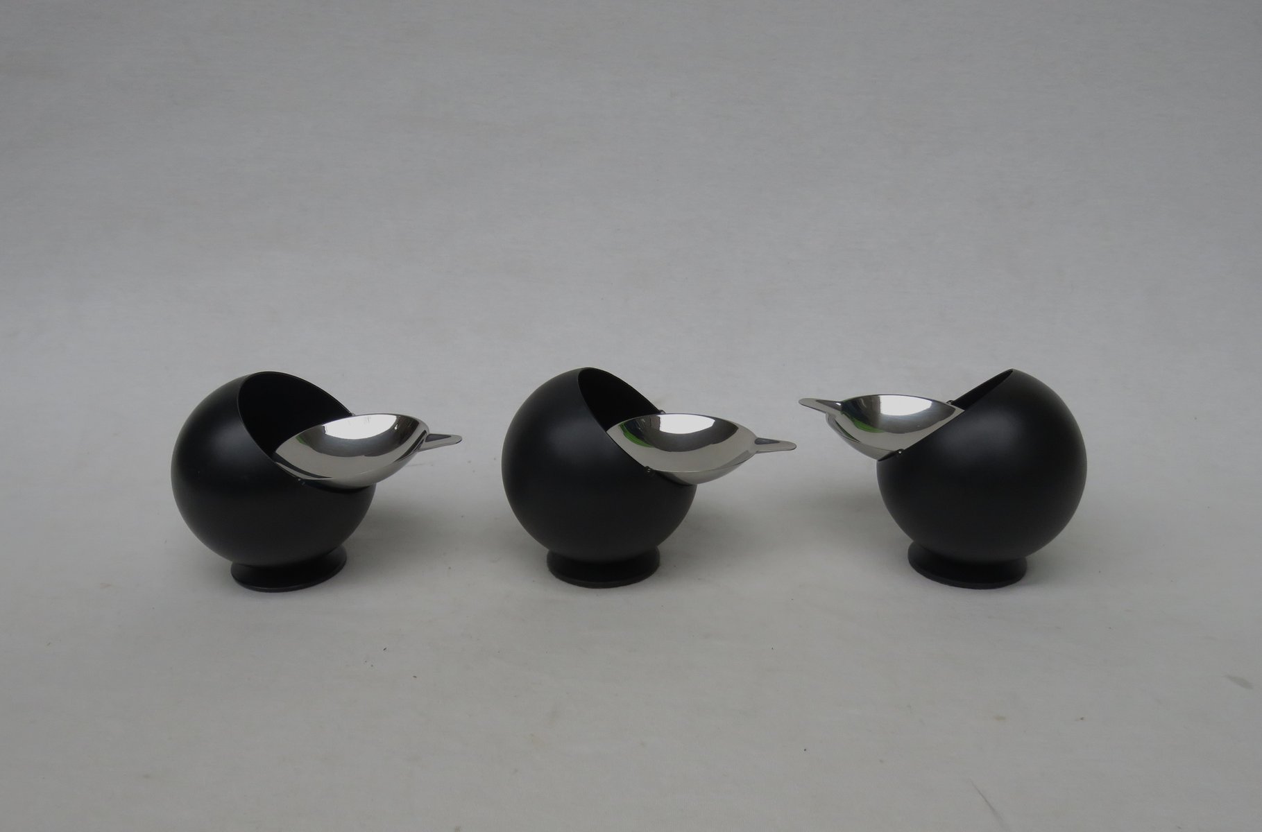 Large Model Smokny Ball Ashtrays from F.W. Quist, 1970s, Set of 3 for ...