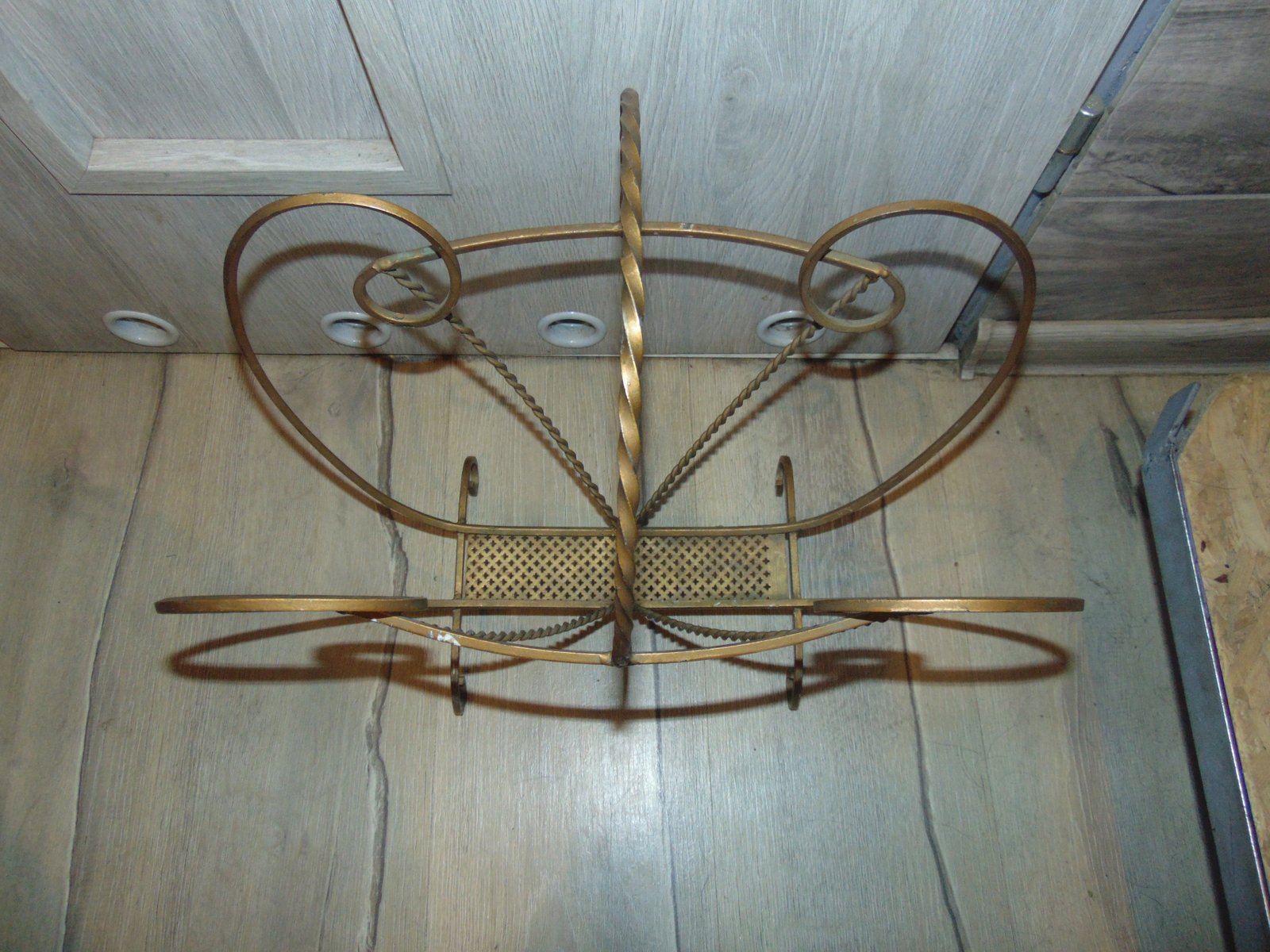 Magazine Rack, 1950s for sale at Pamono
