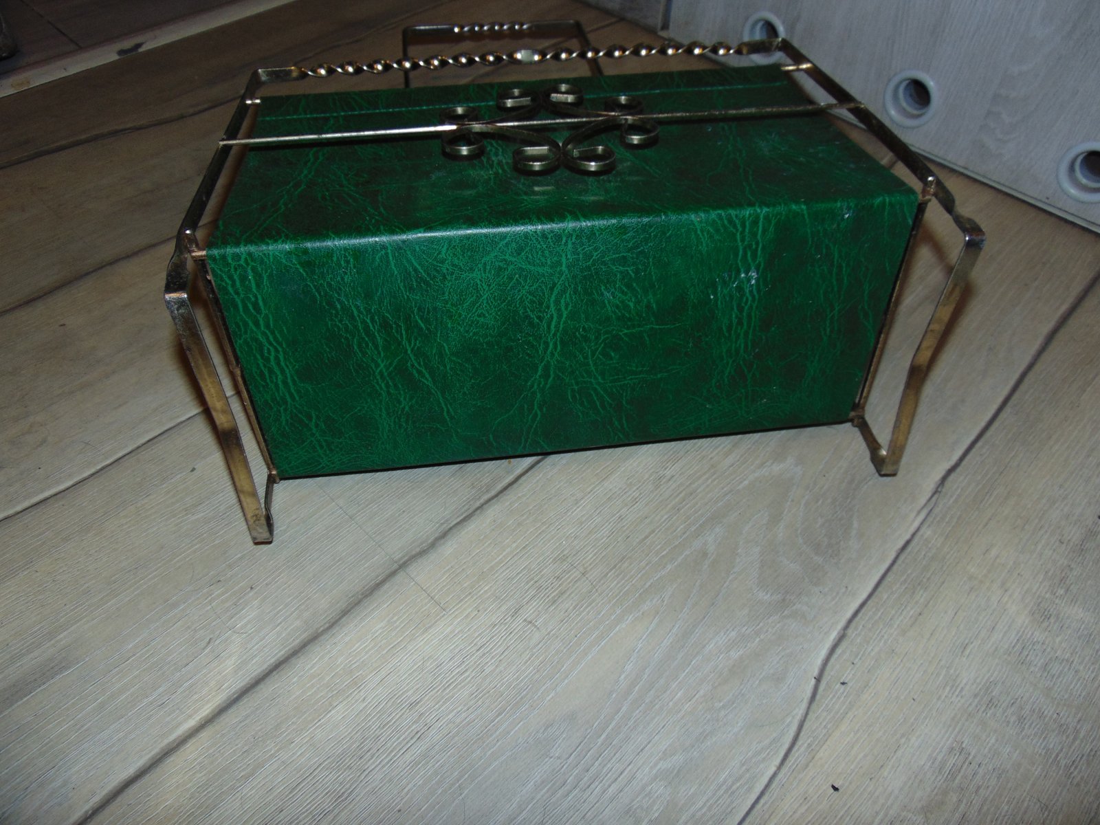 Magazine Rack, 1950s for sale at Pamono