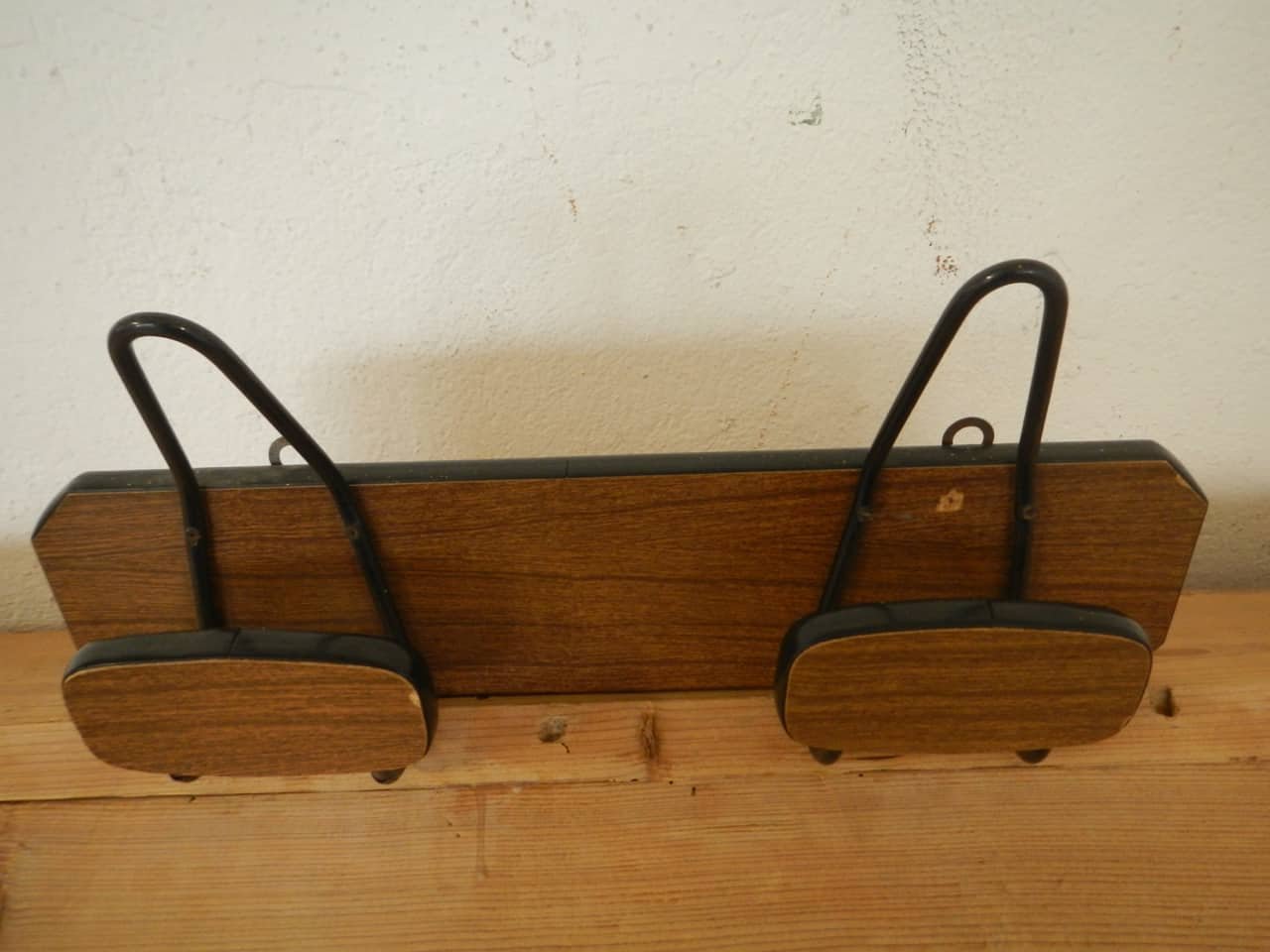 Italian Formica Rack, 1970s for sale at Pamono