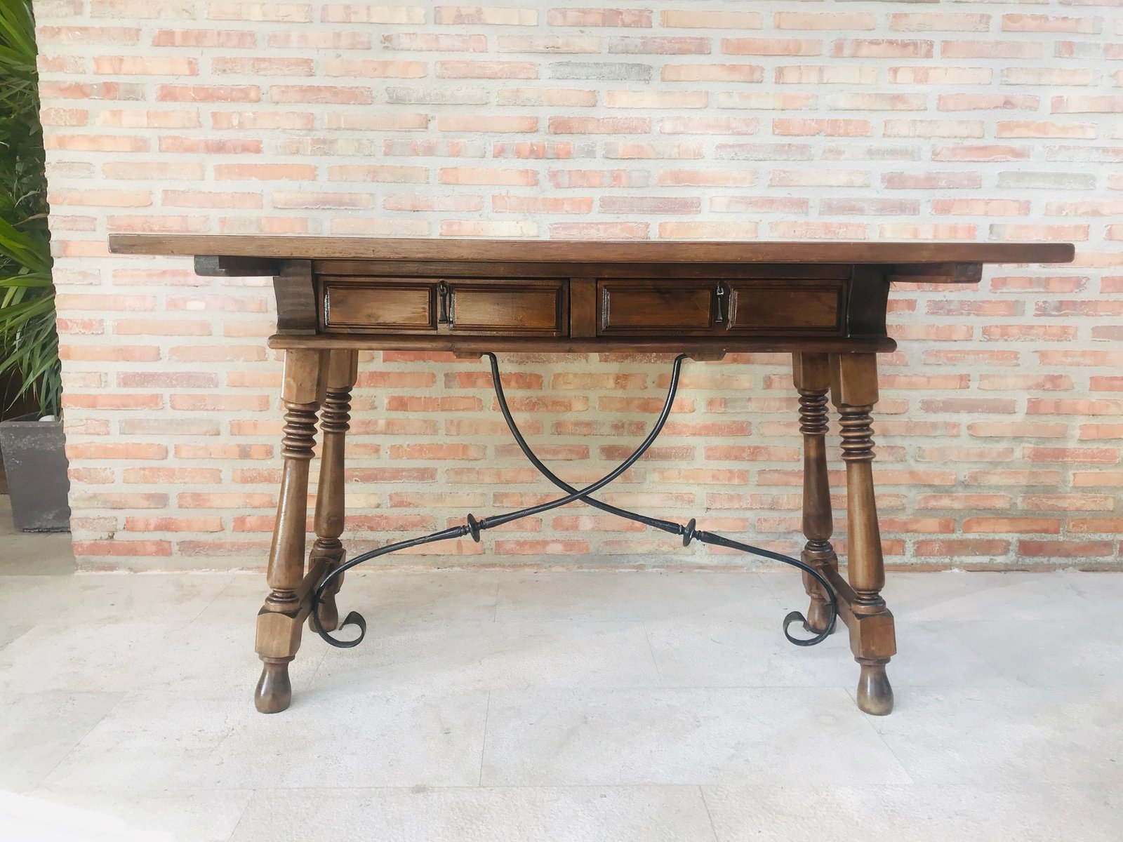 Antique Spanish Console Table for sale at Pamono