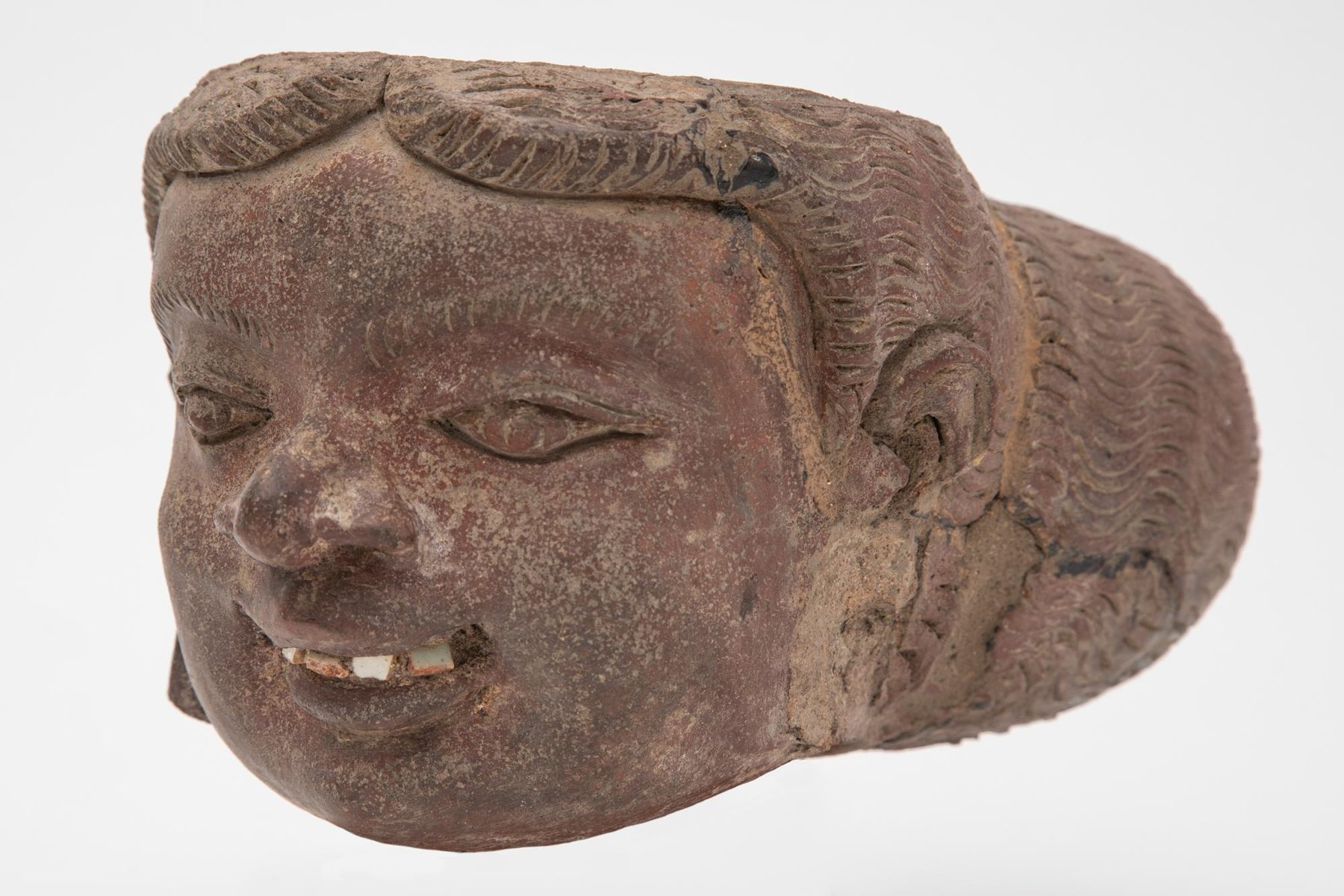 Antique Artefact Majapahit Terracotta Expressive Head for sale at Pamono