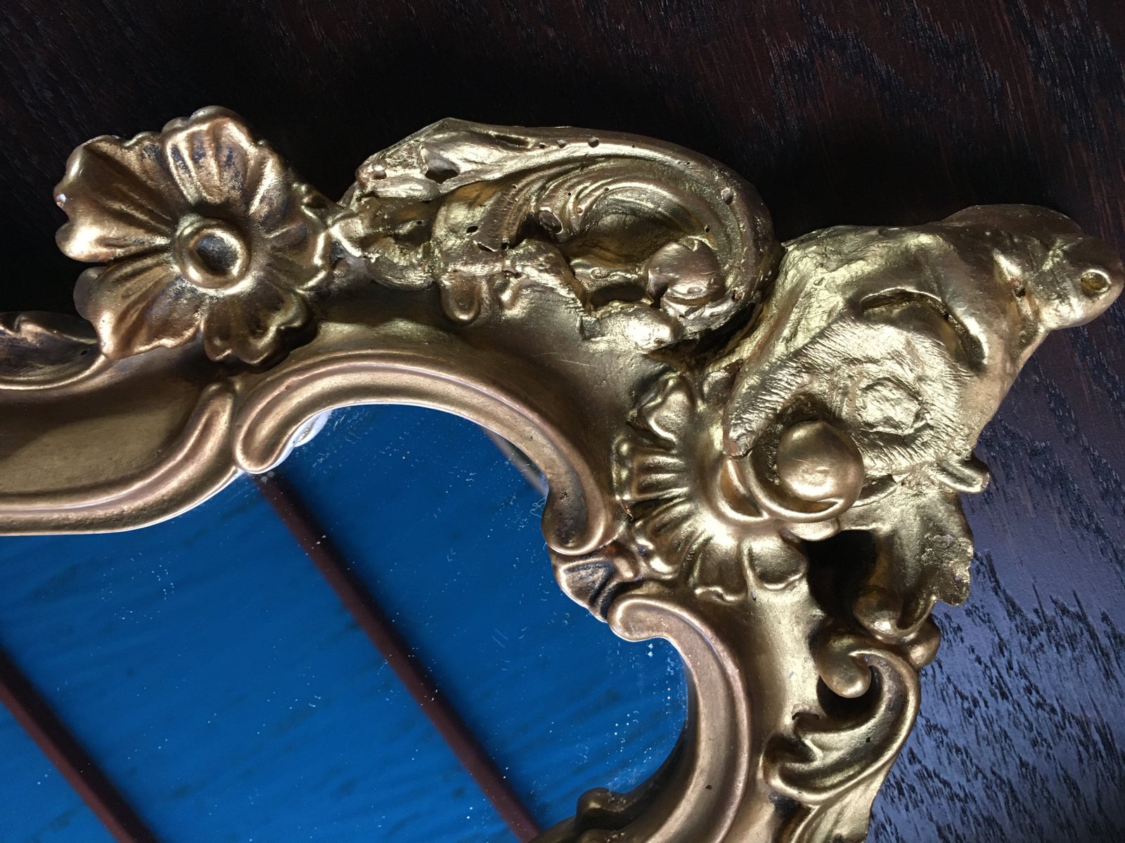 English Plaster Frame Mirror, 1990s for sale at Pamono